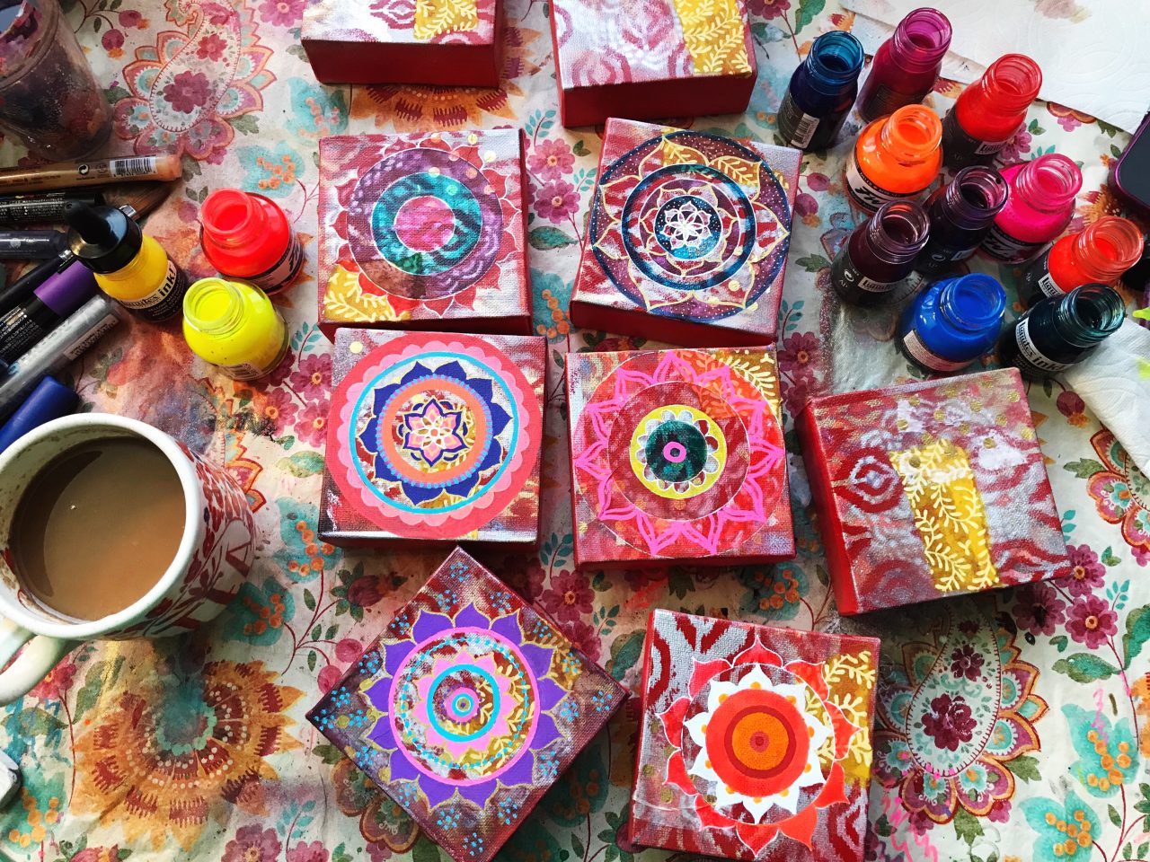 Mandala Making - J'AIPUR by Rupi Sood